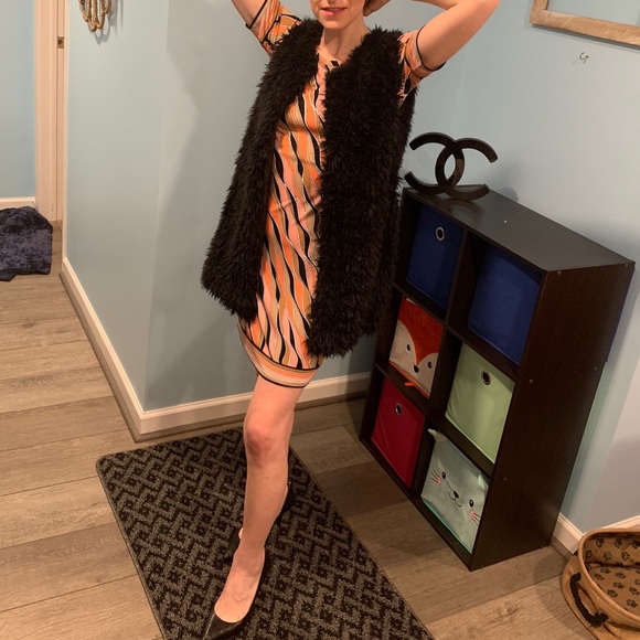 jason maxwell | Tops | Black Oversized Lined Faux Fur Soft Vest | Poshmark